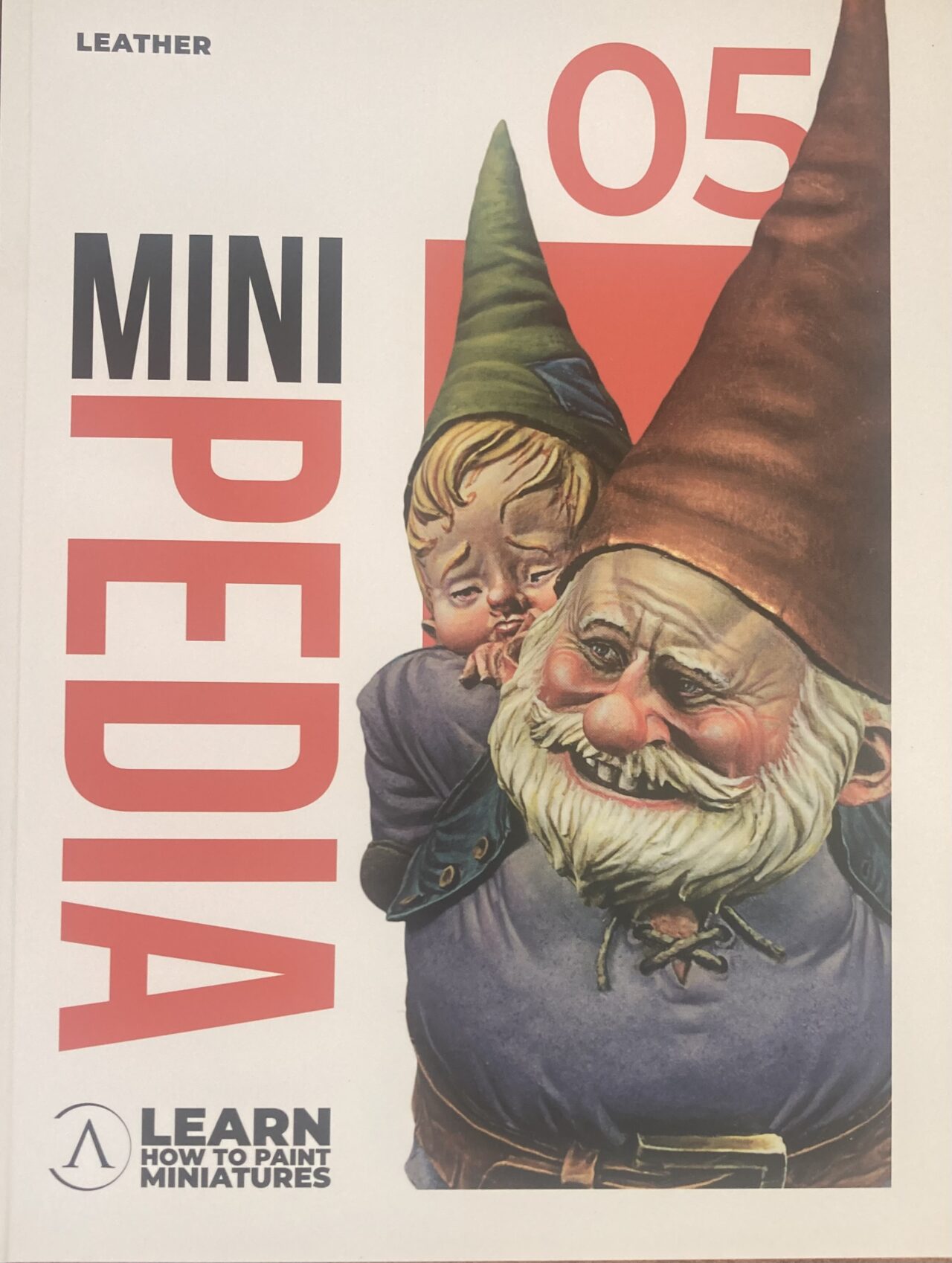 MINIPEDIA 05 - Leather - Bookworld